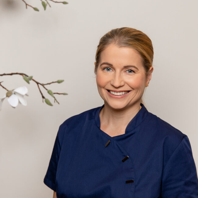 Meist - Viimsi Hambakliinik